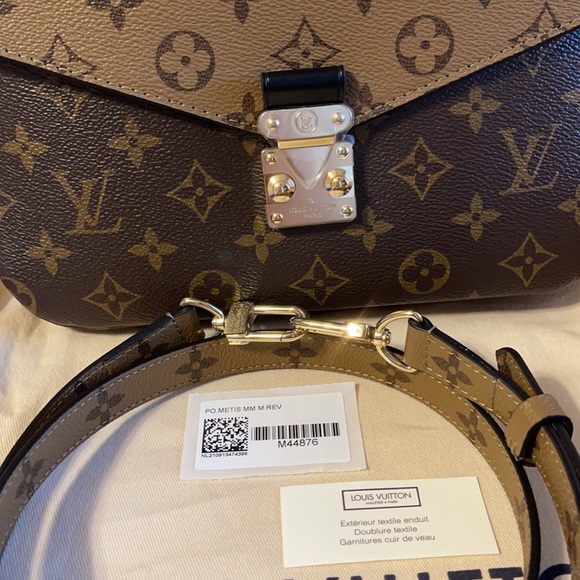 Louis Vuitton | Bags | Louis Vuitton M44876 Pochette Mtis Monogram Reverse Crossbody Shoulder ...